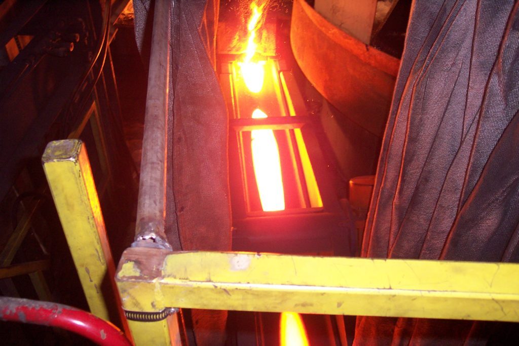 Dry / Wet Slag Cooling Conveyor | General Kinematics